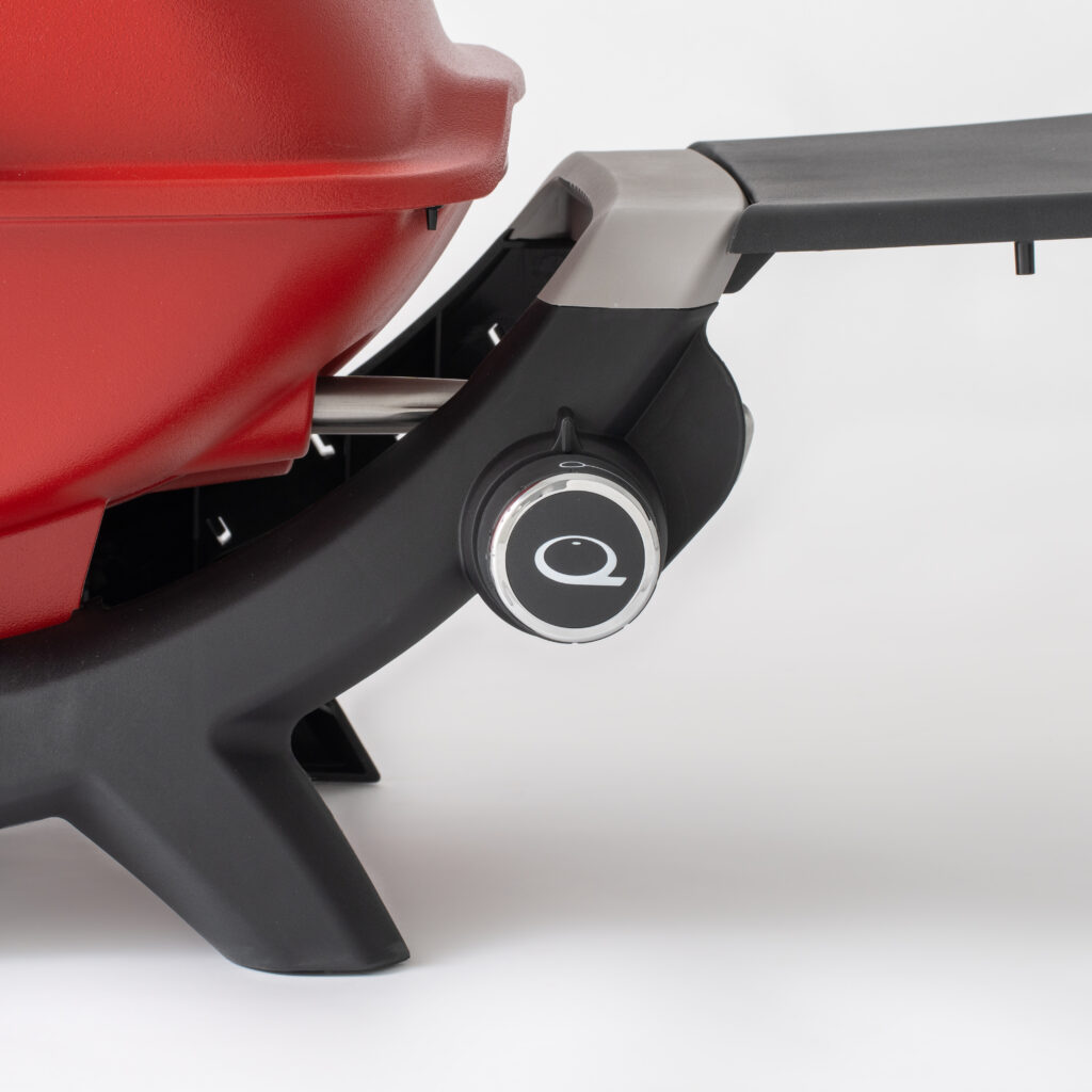 Weber Q2000N Flame Red ULPG - BBQ Central