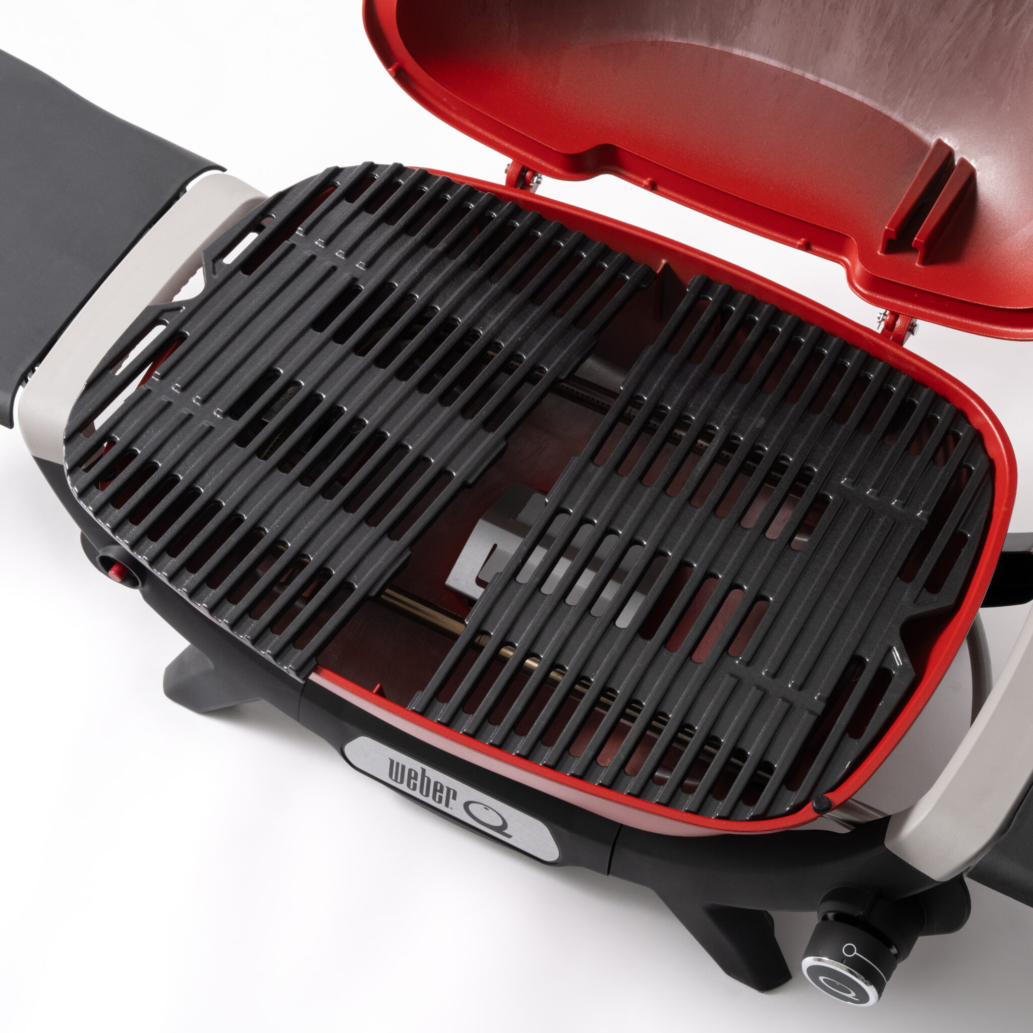 Weber Q2000N Flame Red ULPG - BBQ Central